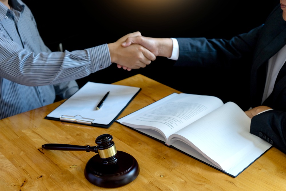 Understanding Arbitration for a Car Accident Claim | Free Consult